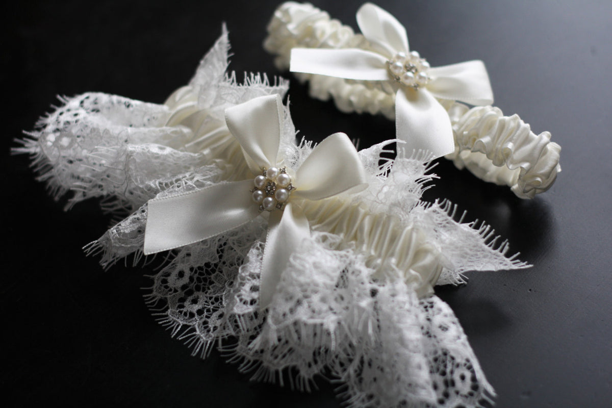 Ivory Bridal Garter Set \ Ivory Lace Wedding Garter Set \ Cream Toss G ...